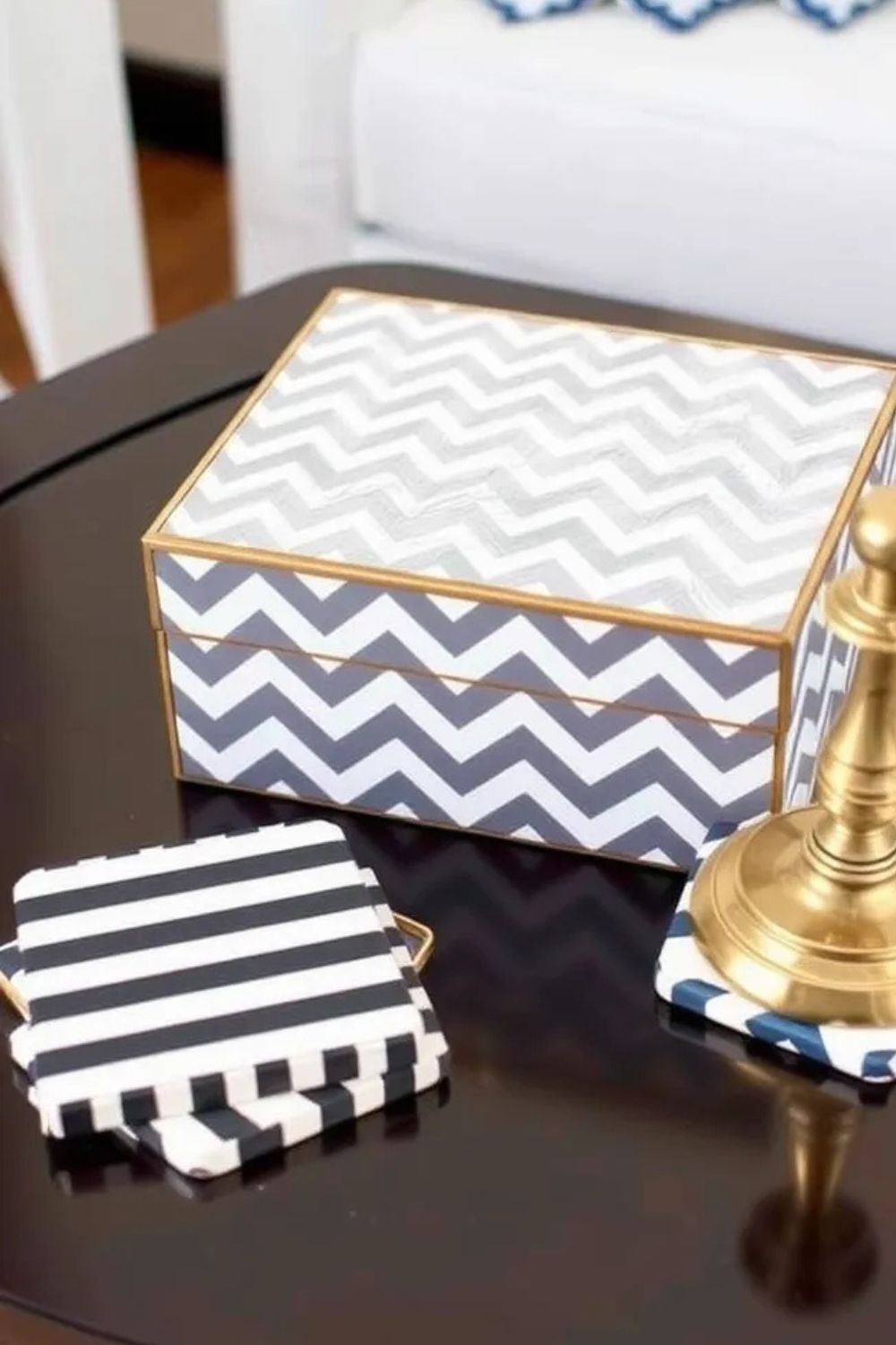 31 Coffee Table Decor Ideas - Stunning Ways to Style Your Table Like a Pro